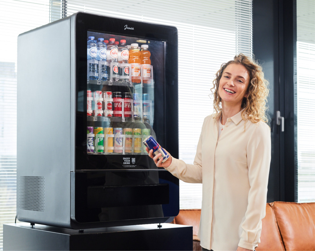 Optimaliseer de catering in jouw zwembad met smart vending!