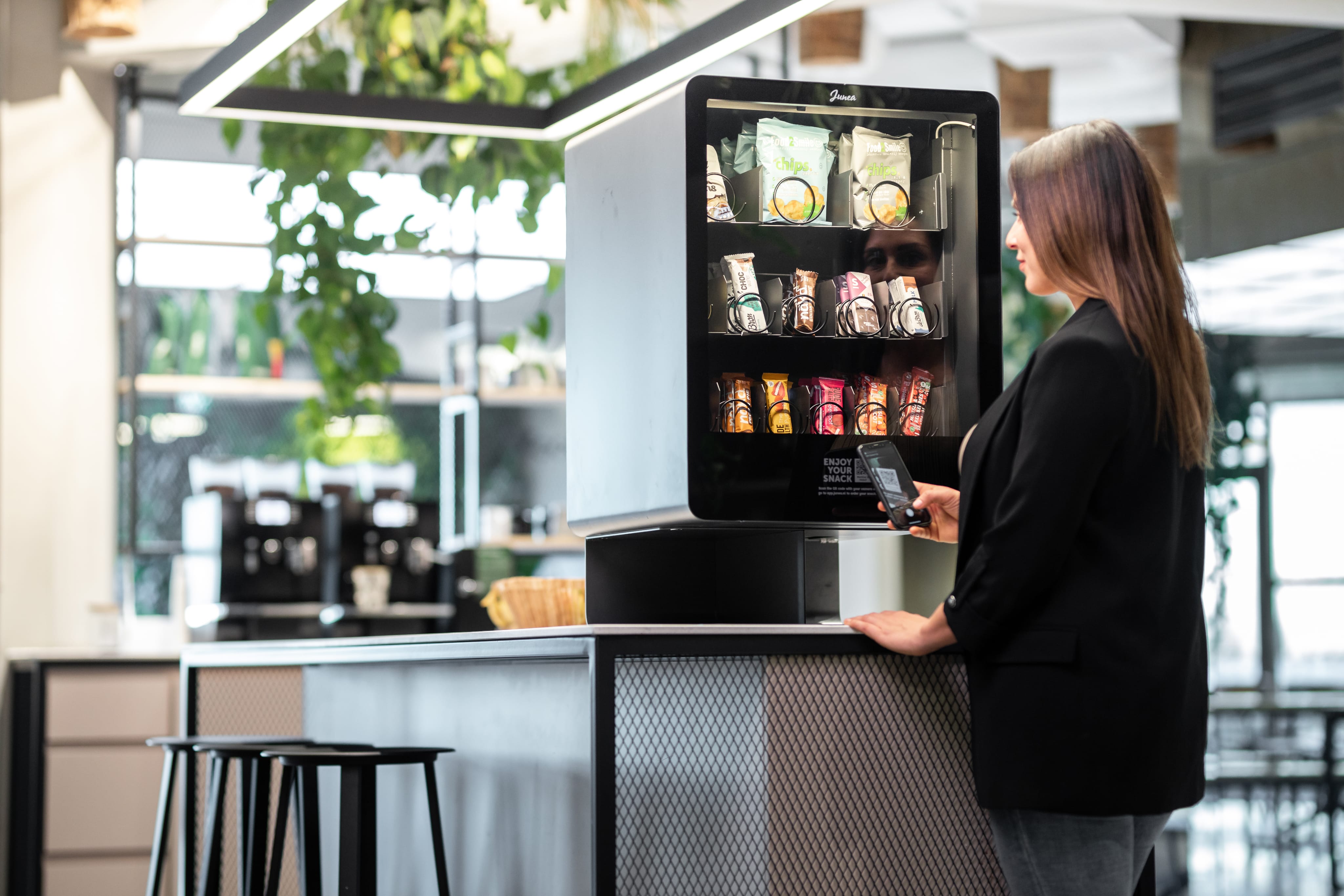 Smart vending machine huren voor jouw bedrijf | Junea
